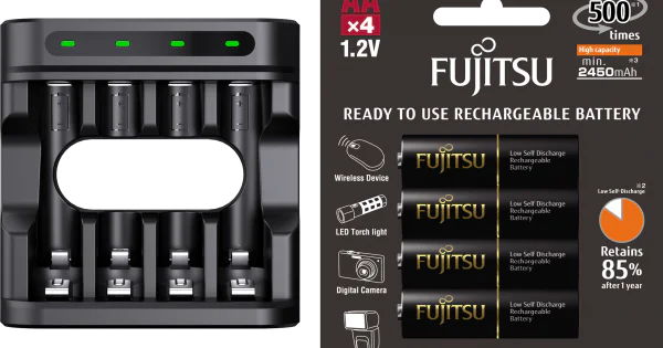 Carregador Enercell 4-LN com 4 pilhas AA Recarregáveis da Fujisu Premium